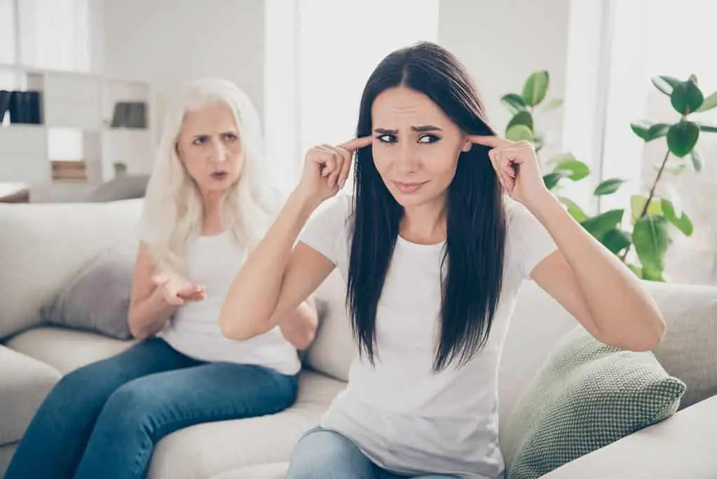 Why Do Your Elderly Parents Annoy You? 4 Reasons – Growing Gray USA Why Do Your Elderly Parents Annoy You? 4 Reasons – Growing Gray USA